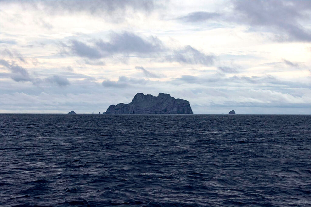 Expedición Científica #45, rumbo al Santuario de Fauna y Flora Isla ...
